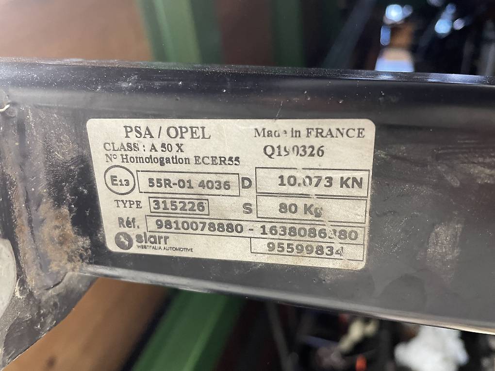 9810050080 Anhängerkupplung Peugeot 3008 SUV 2018 im Kanton Luzern ...