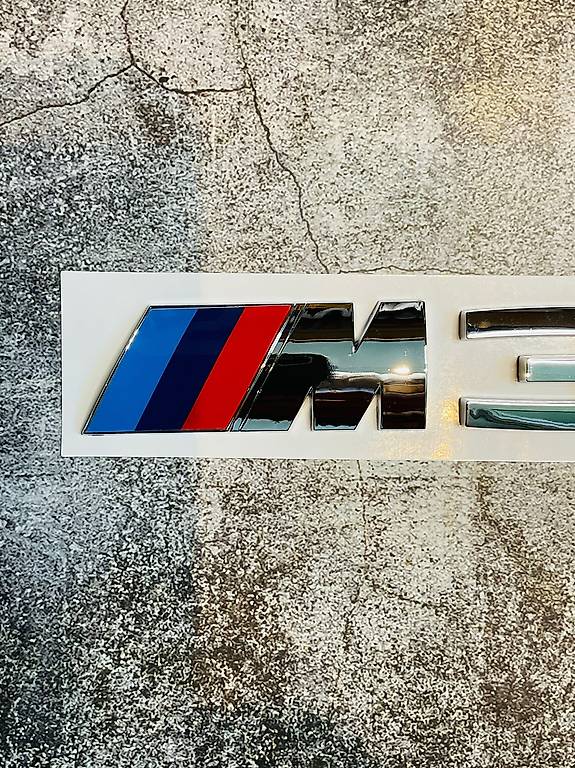 BMW M3 Emblem Logo Schriftzug NEU in Chrom im Kanton Solothurn - tutti.ch