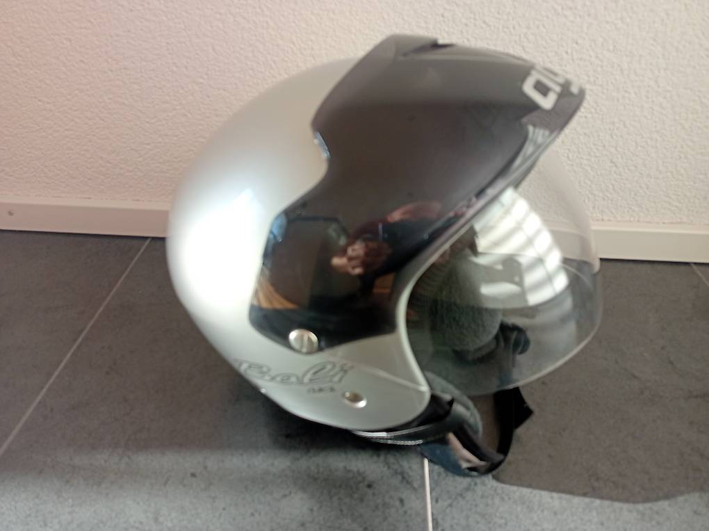 Gelegenheit: Motorradhelm AGV im Kanton Bern - tutti.ch