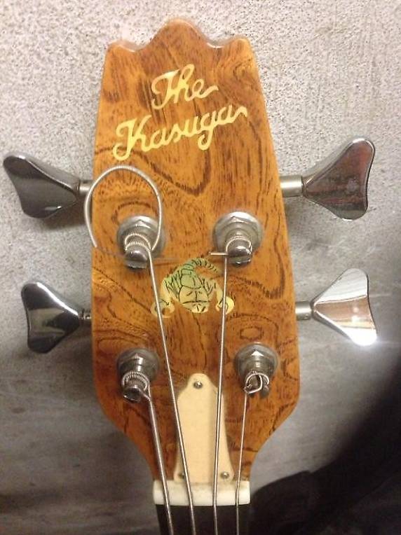 Bassgitarre The Kasuga im Kanton Basel-Stadt - tutti.ch