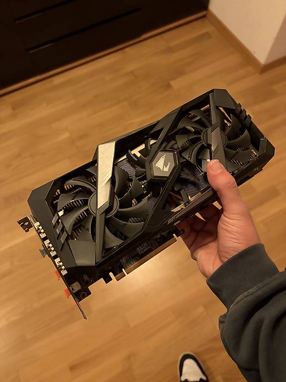 Nvidia RTX 2080 TI Aorus Xtreme 11GB im Kanton Zürich - tutti.ch