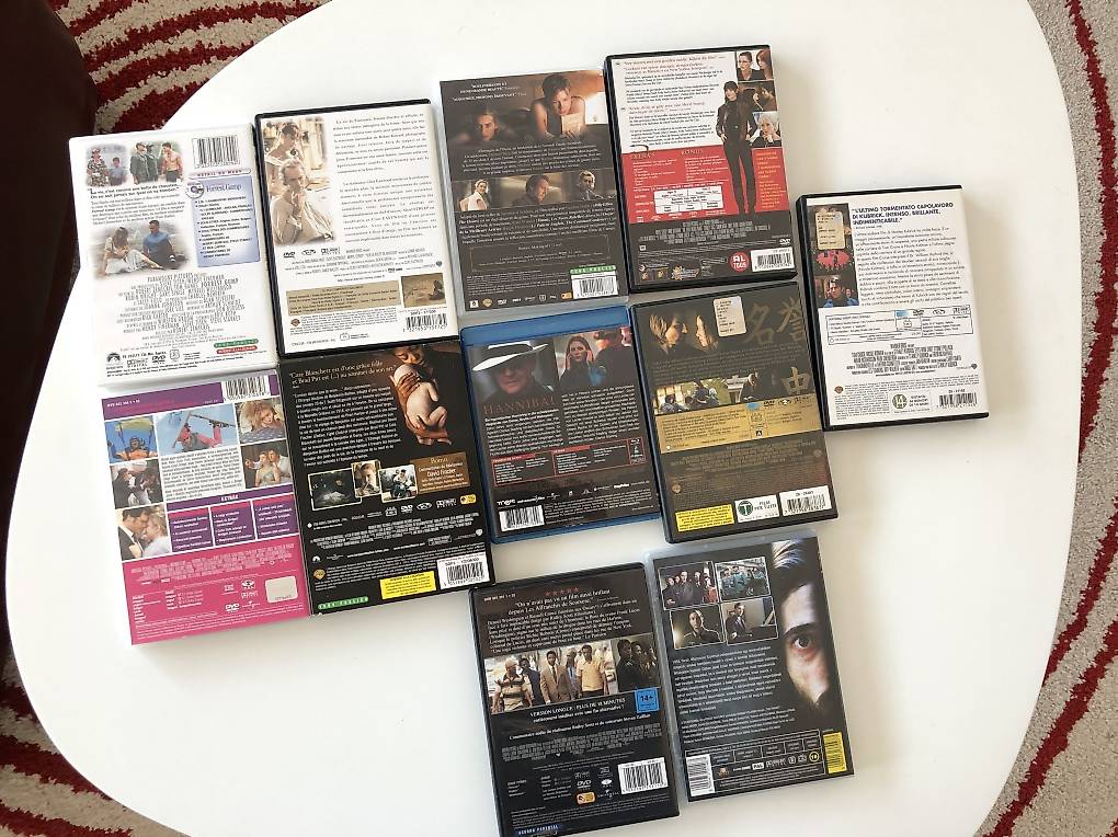 10 DVD + 1 Blu-ray Top Filme - Kombi AKTION Canton Schwytz - tutti.ch