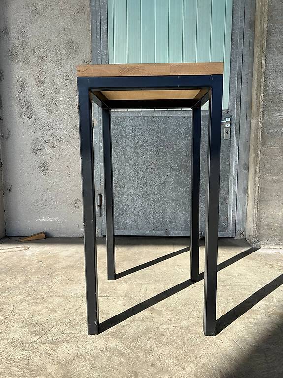 Hoher Bartisch / Stehtisch 99,5 cm im Kanton Aargau - tutti.ch