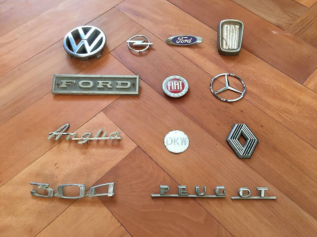 Vintage Auto Abzeichen Sammlung im Kanton Bern - tutti.ch
