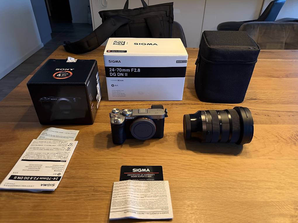 Sony a7c ii + Sigma 24-70mm f2.8 im Kanton Solothurn - tutti.ch