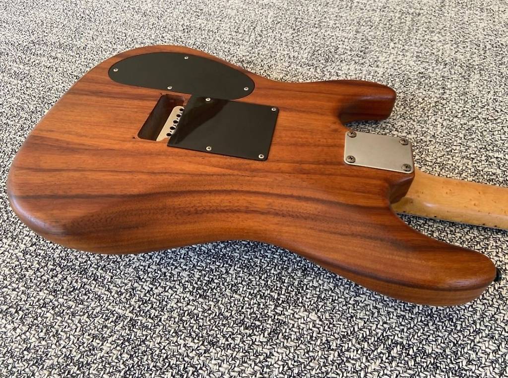 Warmoth Koa Gitarre im Kanton Aargau - tutti.ch