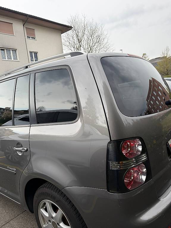VW Touran 1.9 TDI im Kanton Zürich - tutti.ch