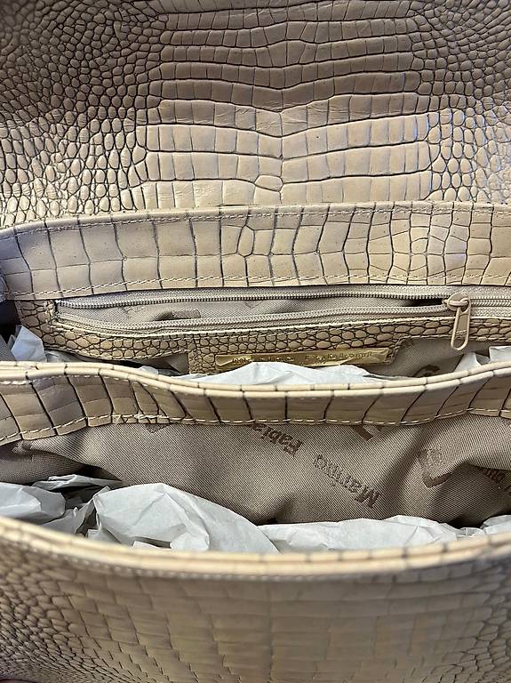 EXKLUSIVE Echtleder-Tasche im Kanton Basel-Landschaft - tutti.ch