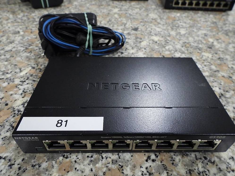 Switch Netgear Gs308v3 im Kanton Graubünden - tutti.ch