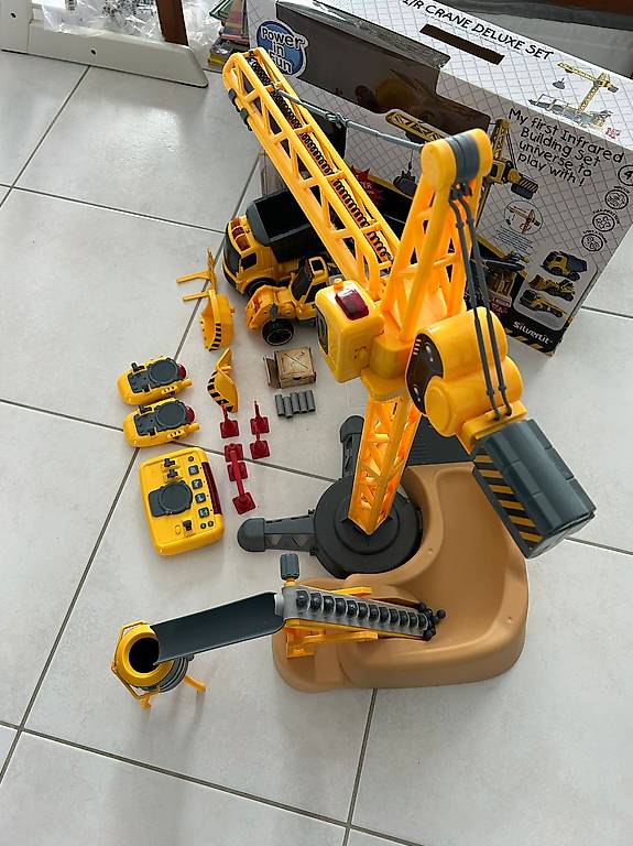 Silverlit I/R Crane Deluxe Set inkl Bagger & Kipplaster im Kanton ...