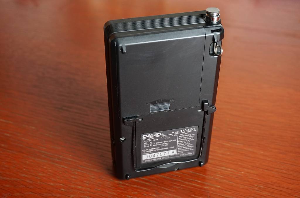 Casio TV-400 Pocket Color Television im Kanton Zürich - tutti.ch