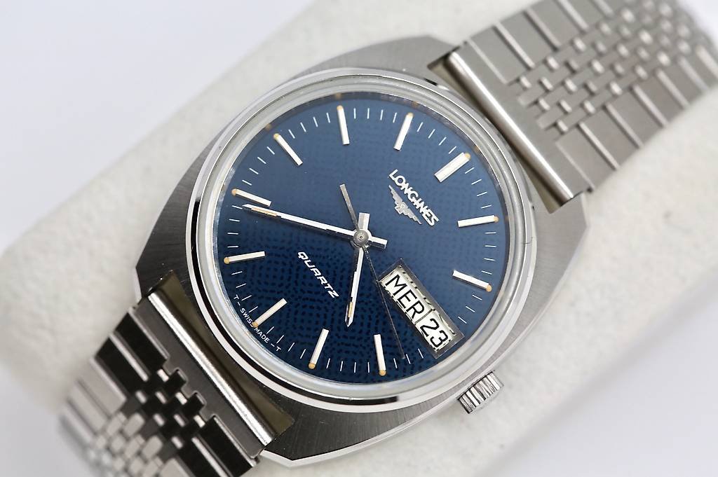 Longines Vintage Quartz Day Date im Kanton Basel-Landschaft - tutti.ch