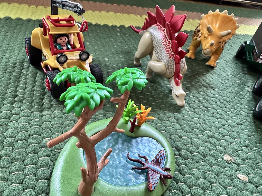 Playmobil Triceratops Jeep Dinosaurier im Kanton Basel-Stadt - tutti.ch