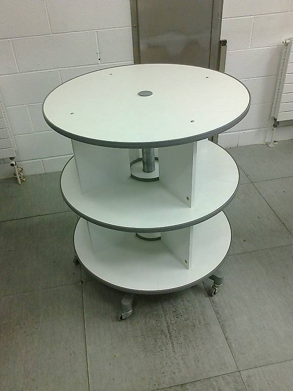 Armadio girevole per dossier/classatori im Kanton Tessin - tutti.ch