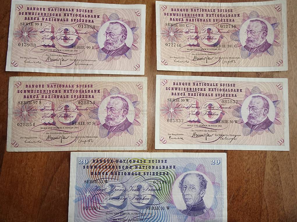 4 x 10 Franken Banknote Schweiz 1 x 20 Fr Note alle mit Falz im Kanton ...
