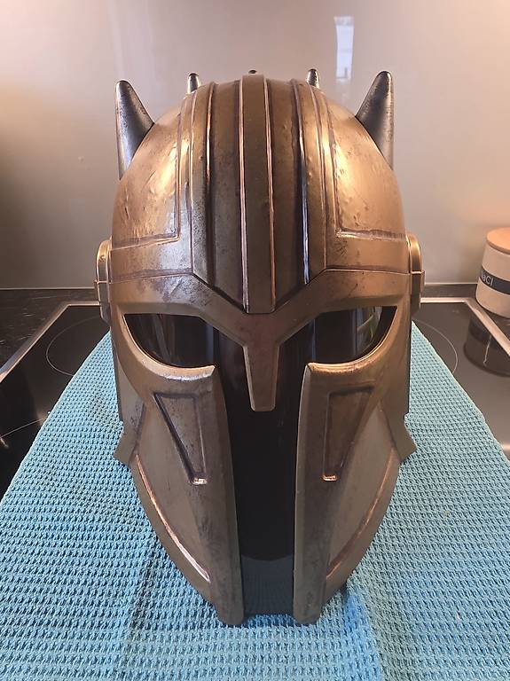 Hasbro Helm Armorer im Kanton Aargau - tutti.ch