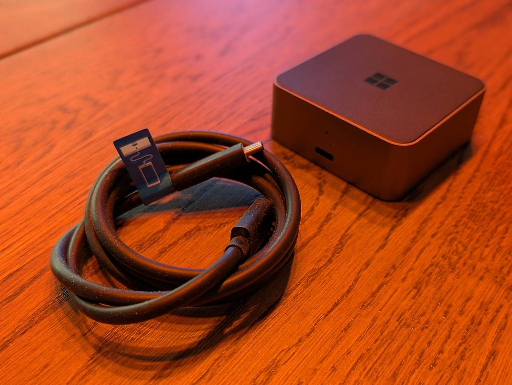 Microsoft HD-500 Display Docking Continuum im Kanton Luzern - tutti.ch