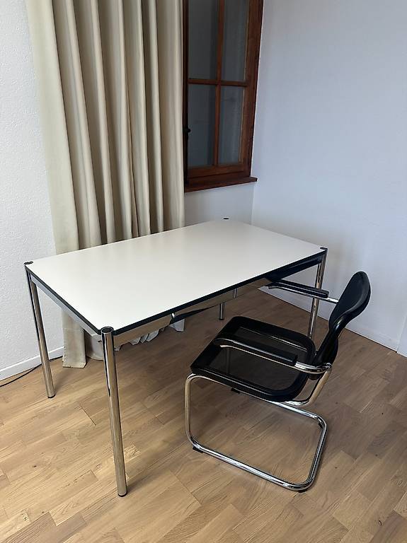 Bureau USM Haller en stratifié gris perle // Ref. AY0377 im Kanton ...