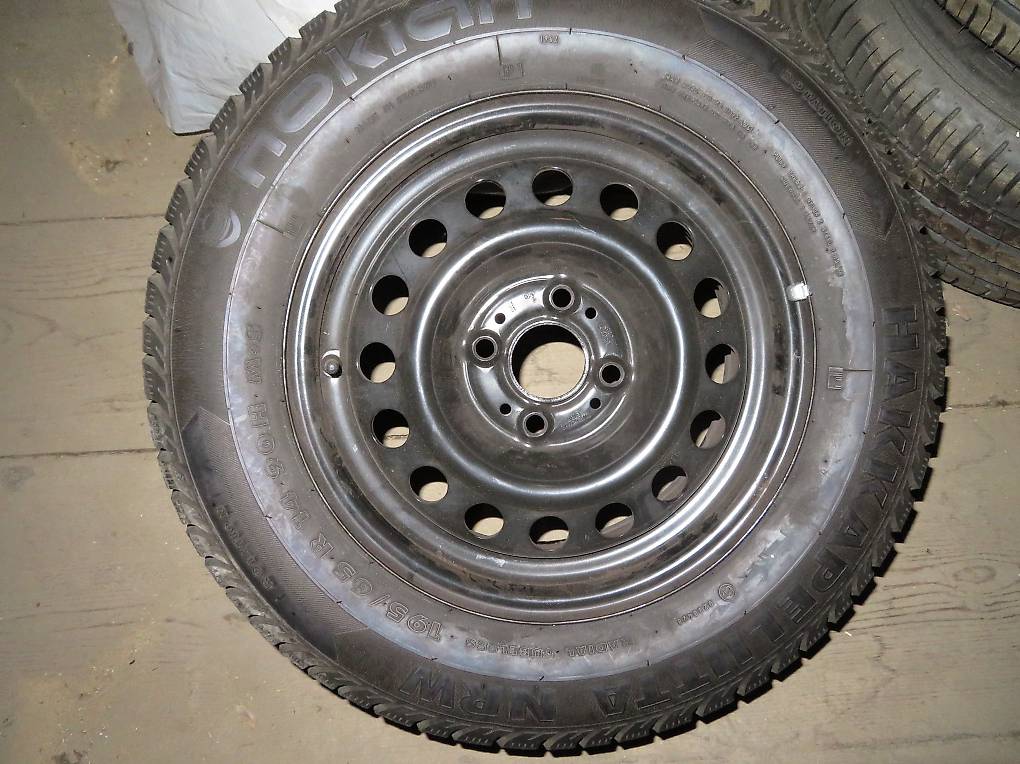 BMW E30 Cabrio Stahlfelgen im Kanton Zürich - tutti.ch