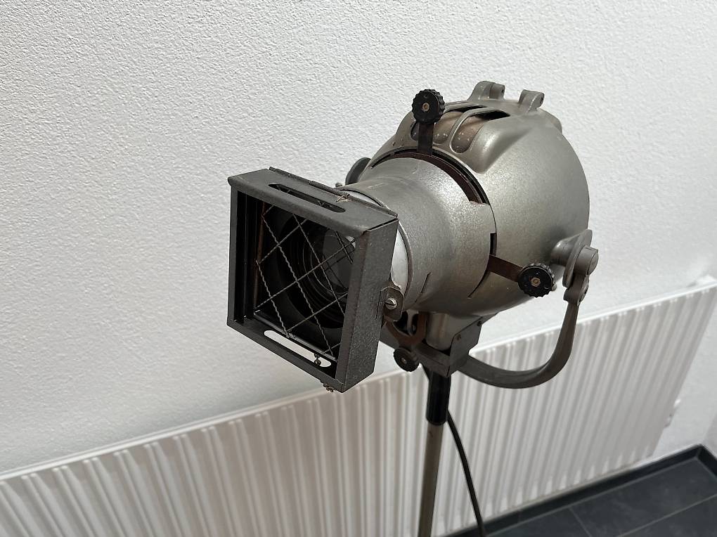 Original Theater-Scheinwerfer Bühnenscheinwerfer Strand Patt im Kanton ...