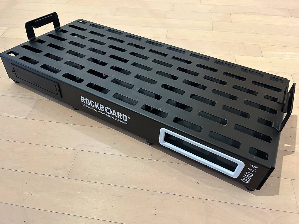 Rockboard Quad 4.4 Pedalboard mit Flight Case im Kanton Zürich - tutti.ch