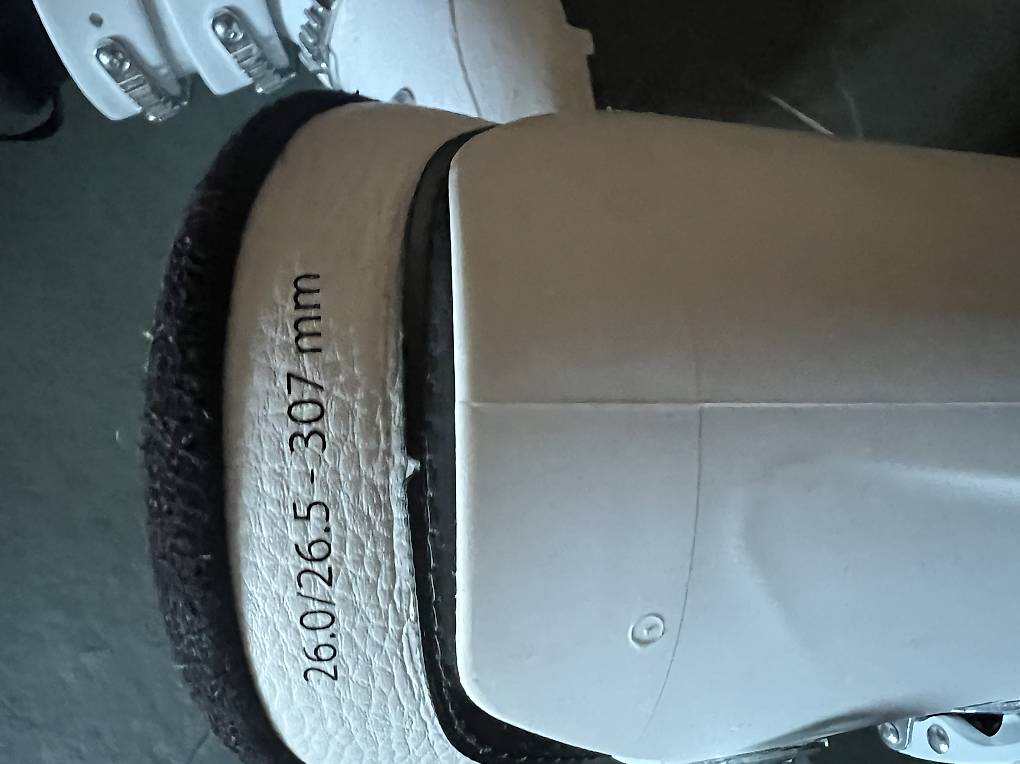 Kinder Skischuhe Atomic Waymaker Girl Grösse 41, 26-26.5 im Kanton ...