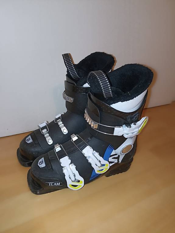 Kinder-Skischuhe Gr. 36 2/3 - 38 (Mondopoint 23-23.5) im Kanton Zürich ...