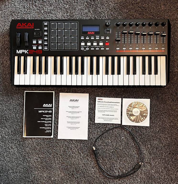 MIDI-Keyboard/Controller Akai MPK 261 - Neuwertig im Kanton Zürich ...