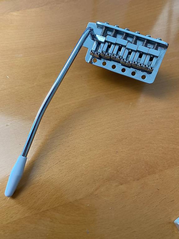 Tremolo für e- Gitarre im Kanton Zürich - tutti.ch