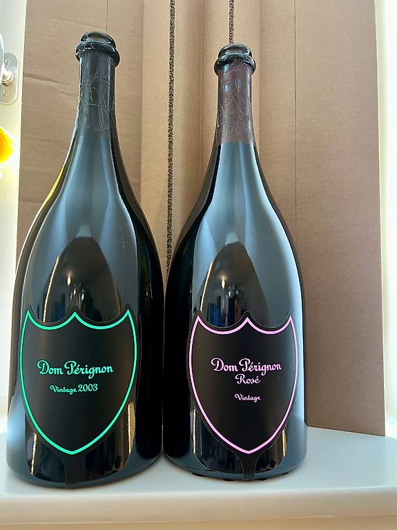 Dom Perignon Rose 1998 Luminous 3L - leer, beleuchtet! im Kanton Basel ...