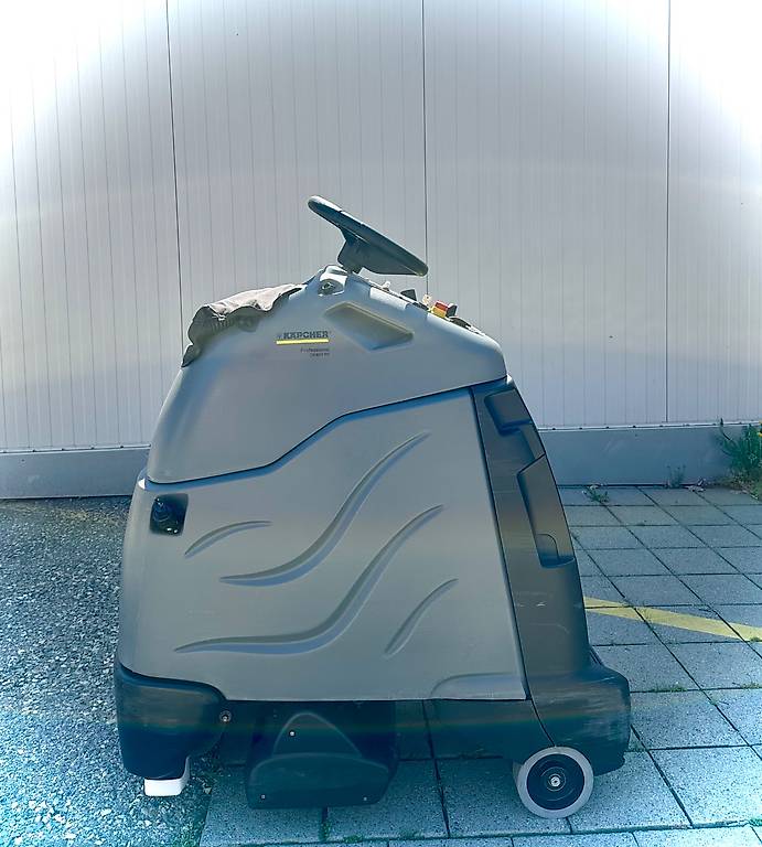 In Auftrag zum verkaufen - Kärcher Professional CV 60/2 RS im Kanton ...