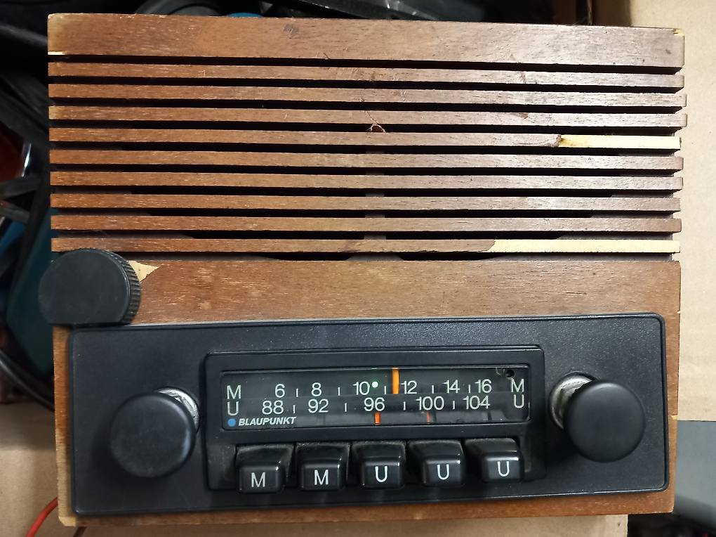 VW käfer Mercedes bmw Oldtimer Radio 12V. im Kanton Zürich - tutti.ch
