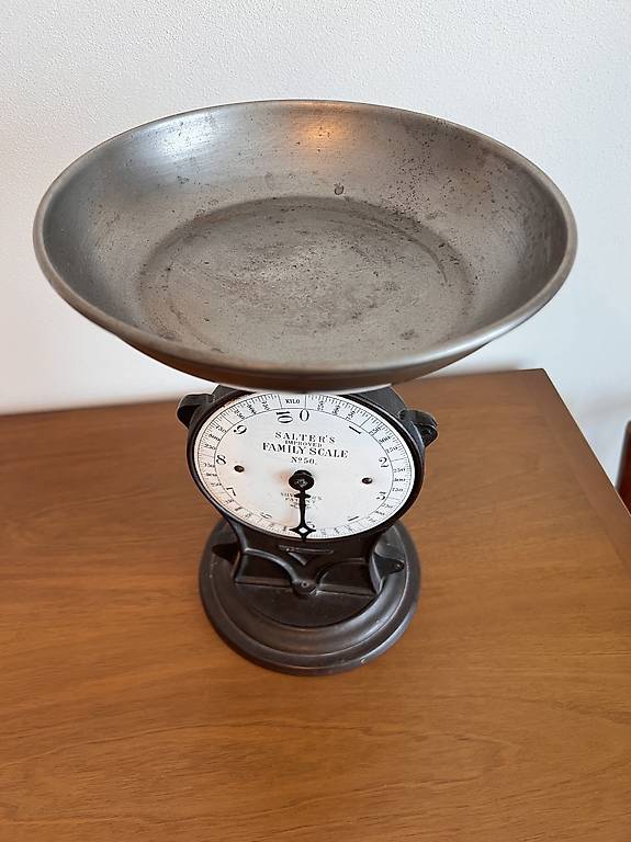 Antike Küchenwaage Salter's Family Scale No. 50 Gusseisen im Kanton ...
