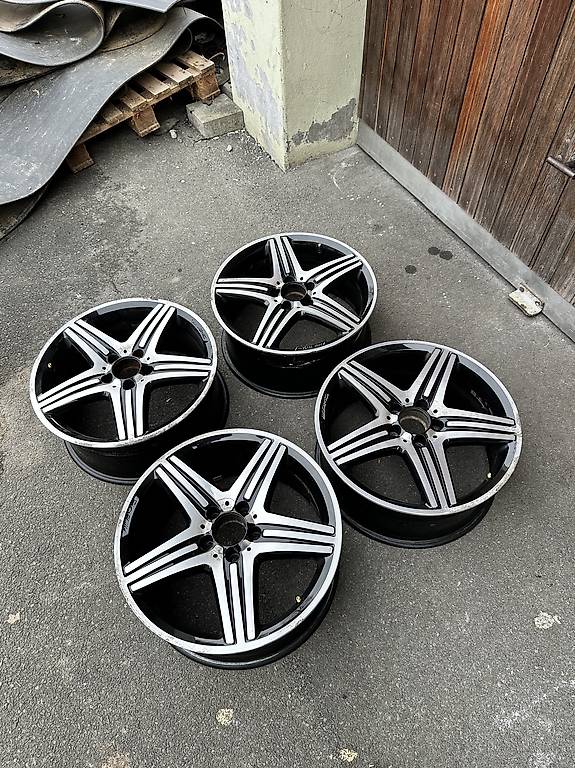 Original Mercedes Amg felgen A Klasse im Kanton St. Gallen - tutti.ch