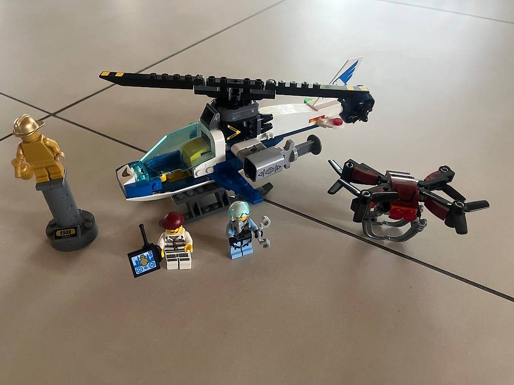 Lego City 60207 Polizei Drohnenjagd im Kanton Thurgau - tutti.ch