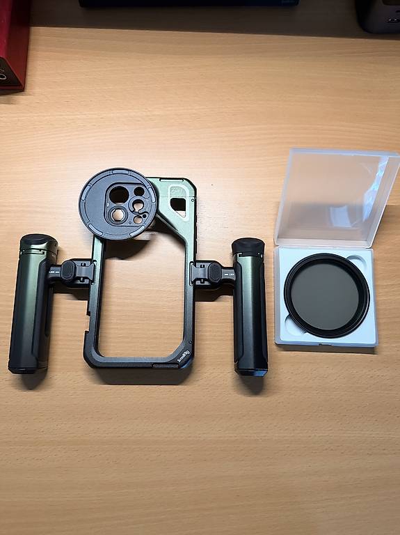 SmallRig x Brandon Li Mobile Video Kit für iPhone 15 Pro Max im Kanton ...