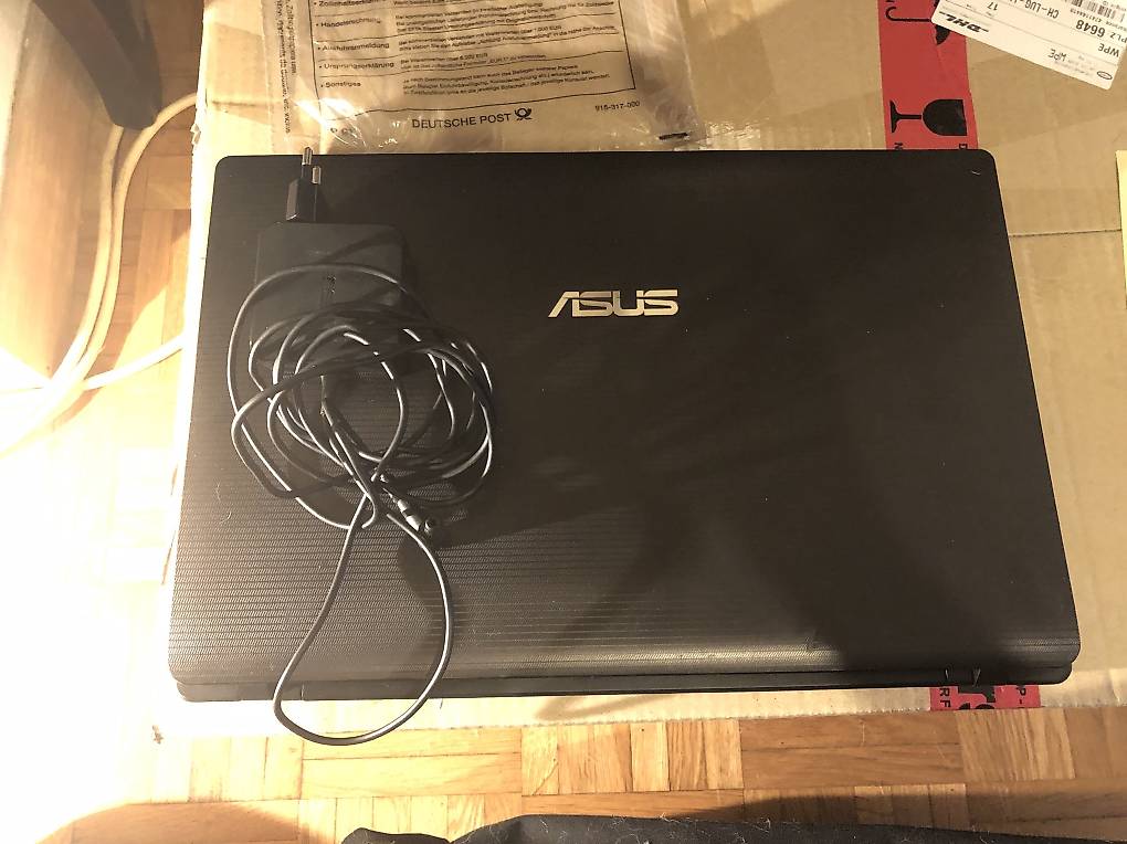 Asus A53U 500 gb hdd 8gb ram Ubuntu OS im Kanton Tessin - tutti.ch
