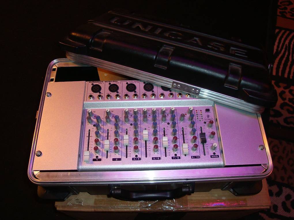 Mischpult mit case im Kanton Basel-Landschaft - tutti.ch