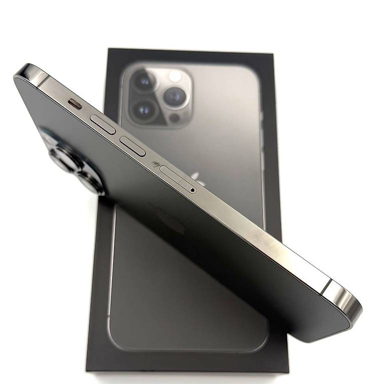 Apple iPhone 13 Pro Max - Super Zustand, fast wie neu im Kanton Basel ...