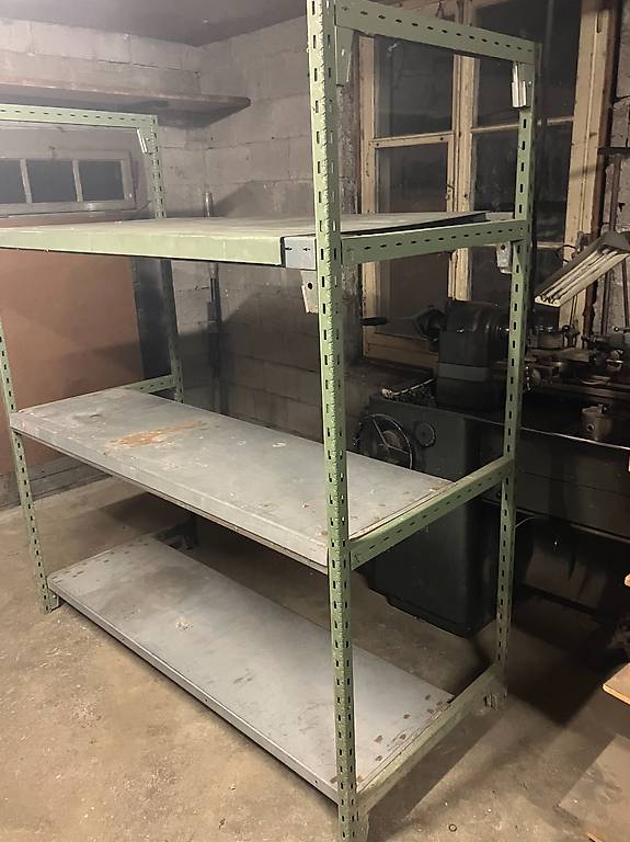 Regal für vier Tablare im Kanton Bern - tutti.ch