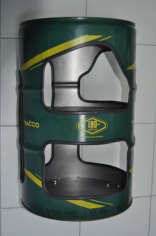 YACCO Ölfass Regal Objekt, Barrel-Art im Kanton Bern - tutti.ch