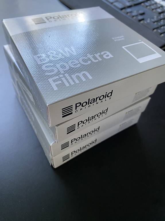 Polaroid Film (B&W spectra Film) (1st.) im Kanton Aargau - tutti.ch