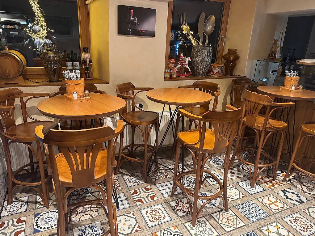Gastronomie Tische Und Stuhle Gebraucht