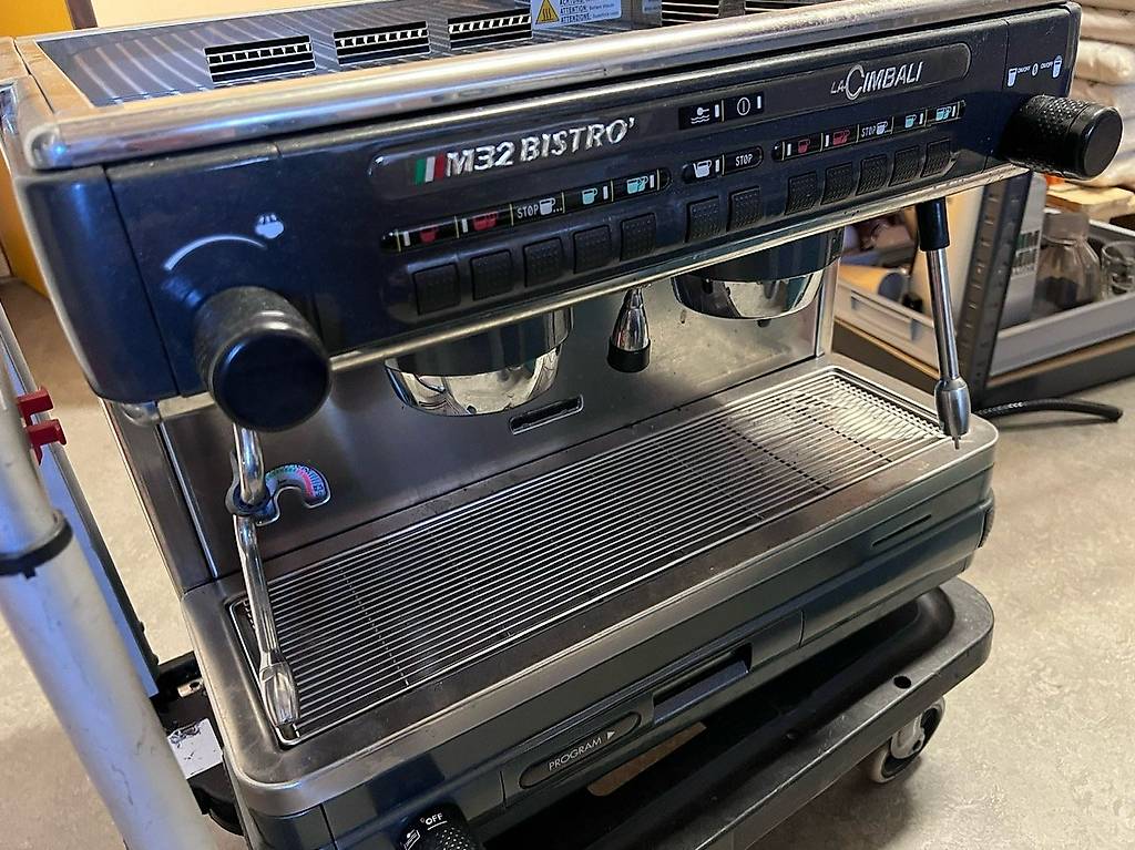 La Cimbali M32 mit Mühle Mazzer Luigi und Zubehör im Kanton Zürich ...