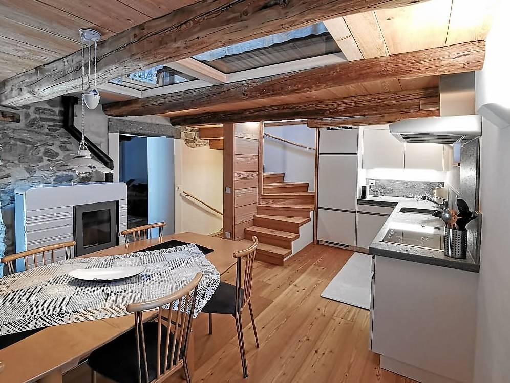 Affittasi per vacanza, tipico Rustico Ticinese restaurato Cantone ...