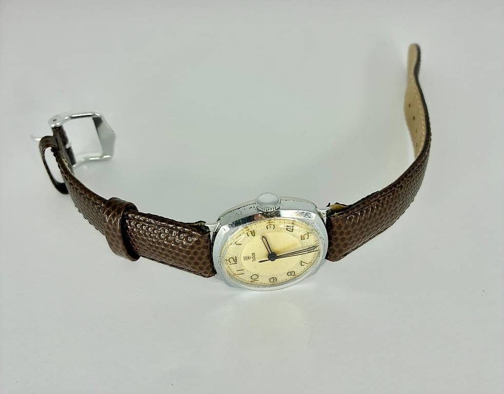 Tudor Ref. 4454 Manual Wind Two-Tone Arabic Dial Vintage im Kanton ...