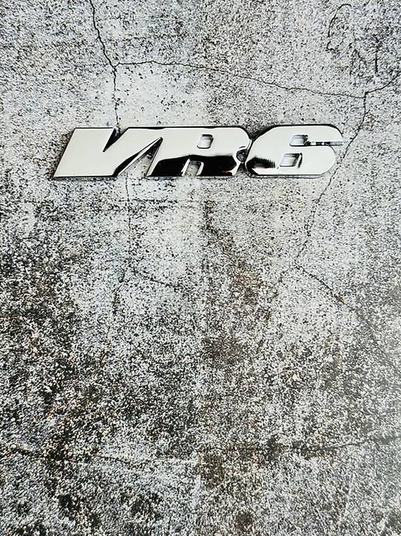 VW VR6 Emblem Schriftzug Logo aus Metall NEU Chrom im Kanton Solothurn ...
