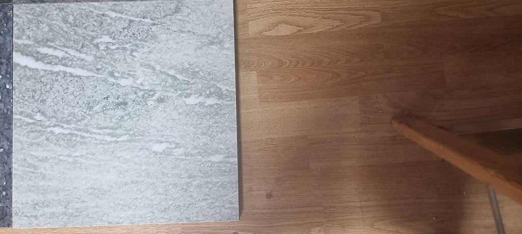 6 St Granitplatten höhere Preisklasse 40x40x2 cm poliert im Kanton ...