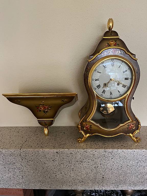 Schöne Original-Pendule "Le Castel" zum Sparpreis im Kanton Zürich ...