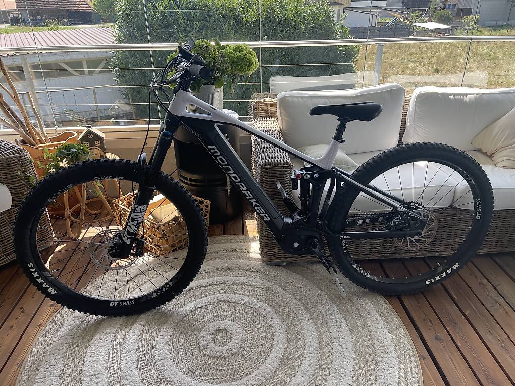 Mondraker Crafty R 29 625 black/white 2021 E-Bike Fully im Kanton Bern - tutti.ch